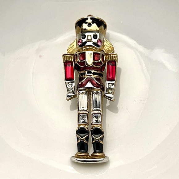 Monet | Jewelry | Vintage Monet Rhinestone Enamel Nutcrackertoy Soldier ...